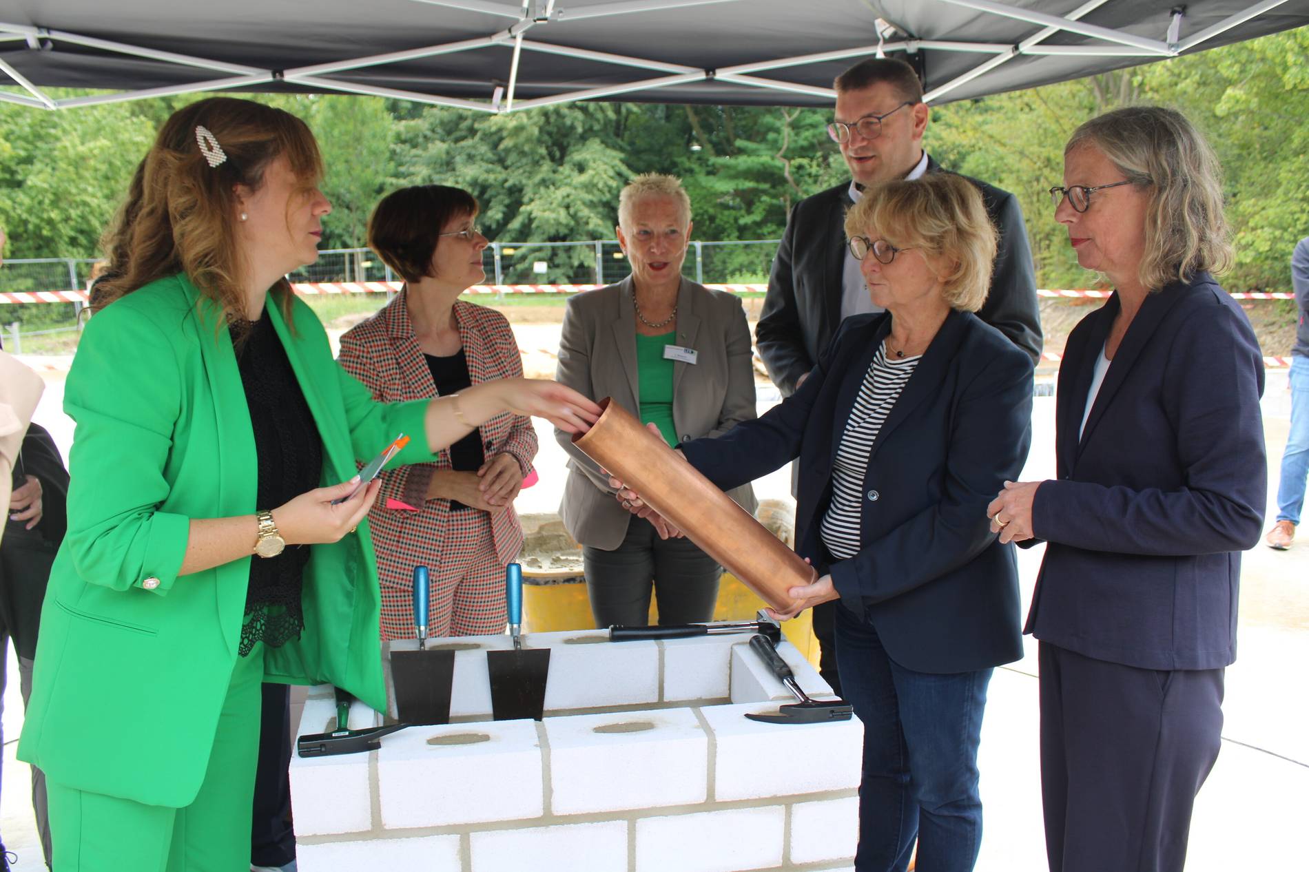 Neues Behandlungszentrum in Mettmann: Grundstein ist gelegt