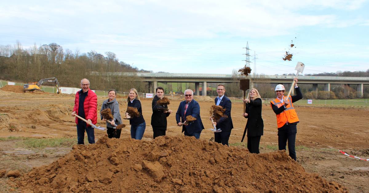 Spatenstich und Richtfest am Gymnasium am Neandertal